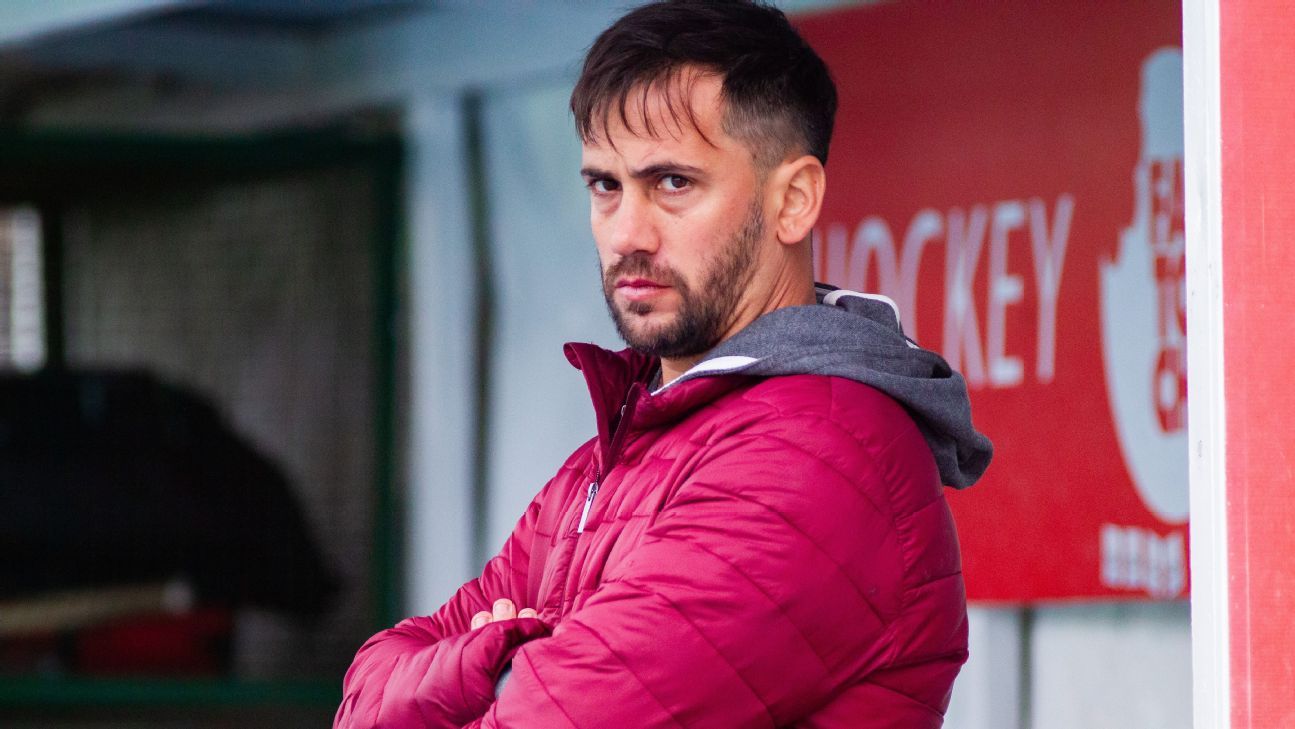 Juan Pacheco y el desafío de entrenar a dos equipos a la vez – Pirámide ...