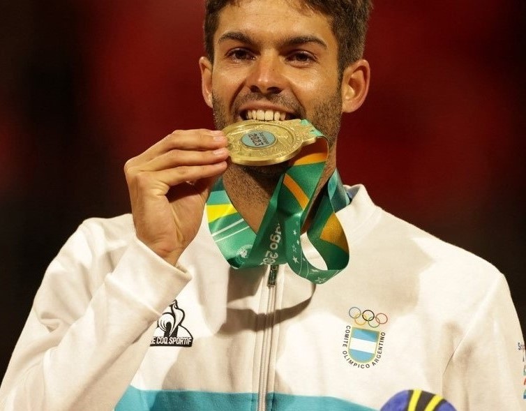 Facundo Díaz Acosta es el dueño del oro en tenis individual – Pirámide ...