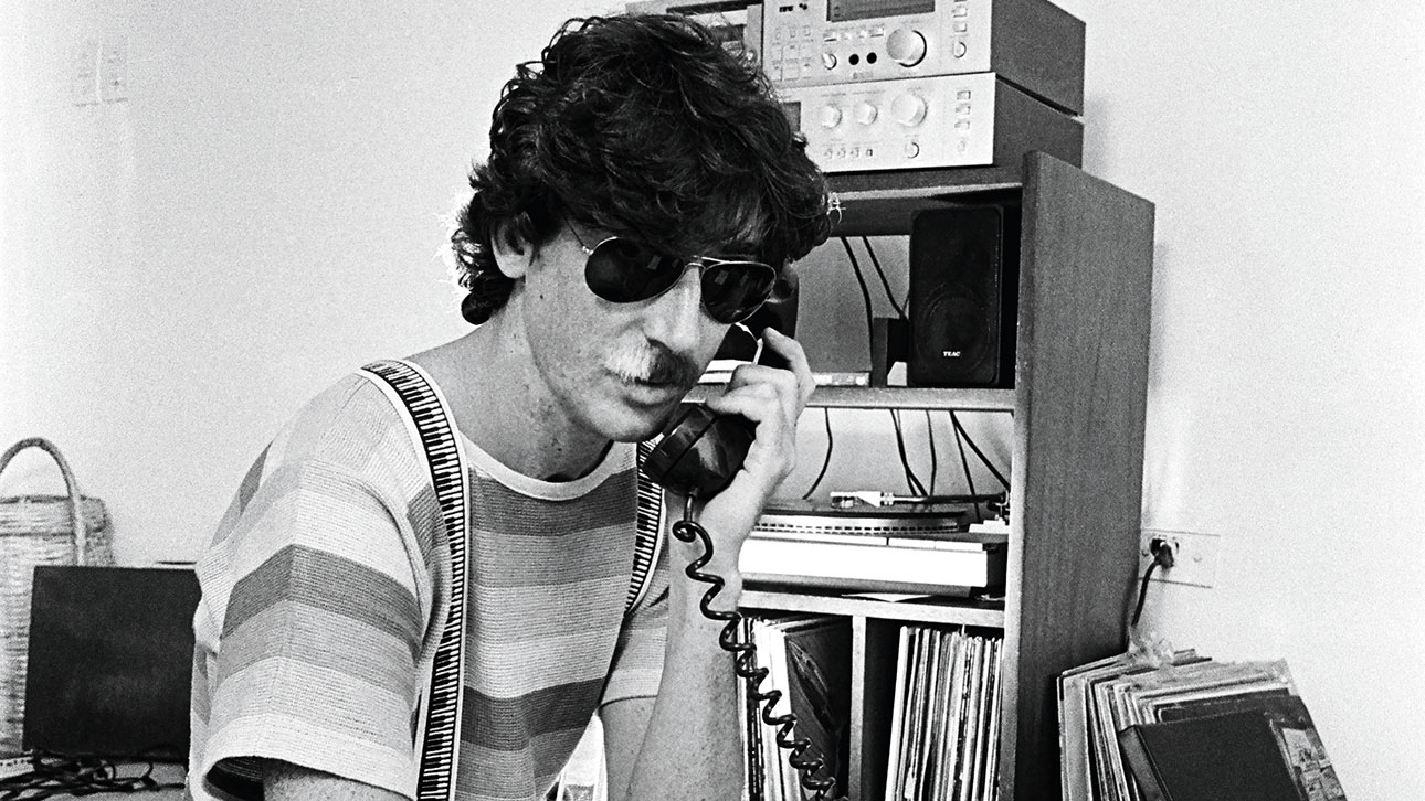 Charly García: un músico emblemático idolatrado por el público argentino – Pirámide Invertida